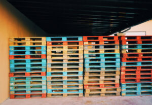 Diferentes tipos de pallets: Características, usos y materiales
